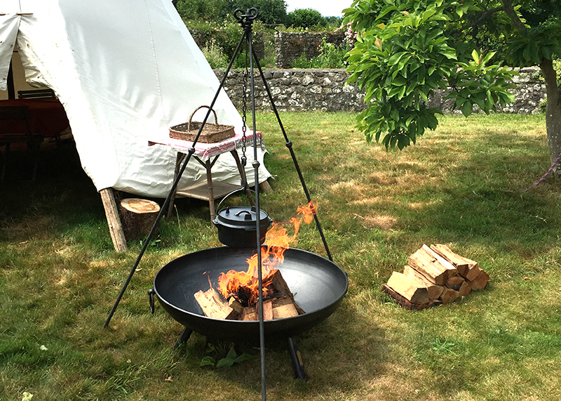 Tri Pod Stands